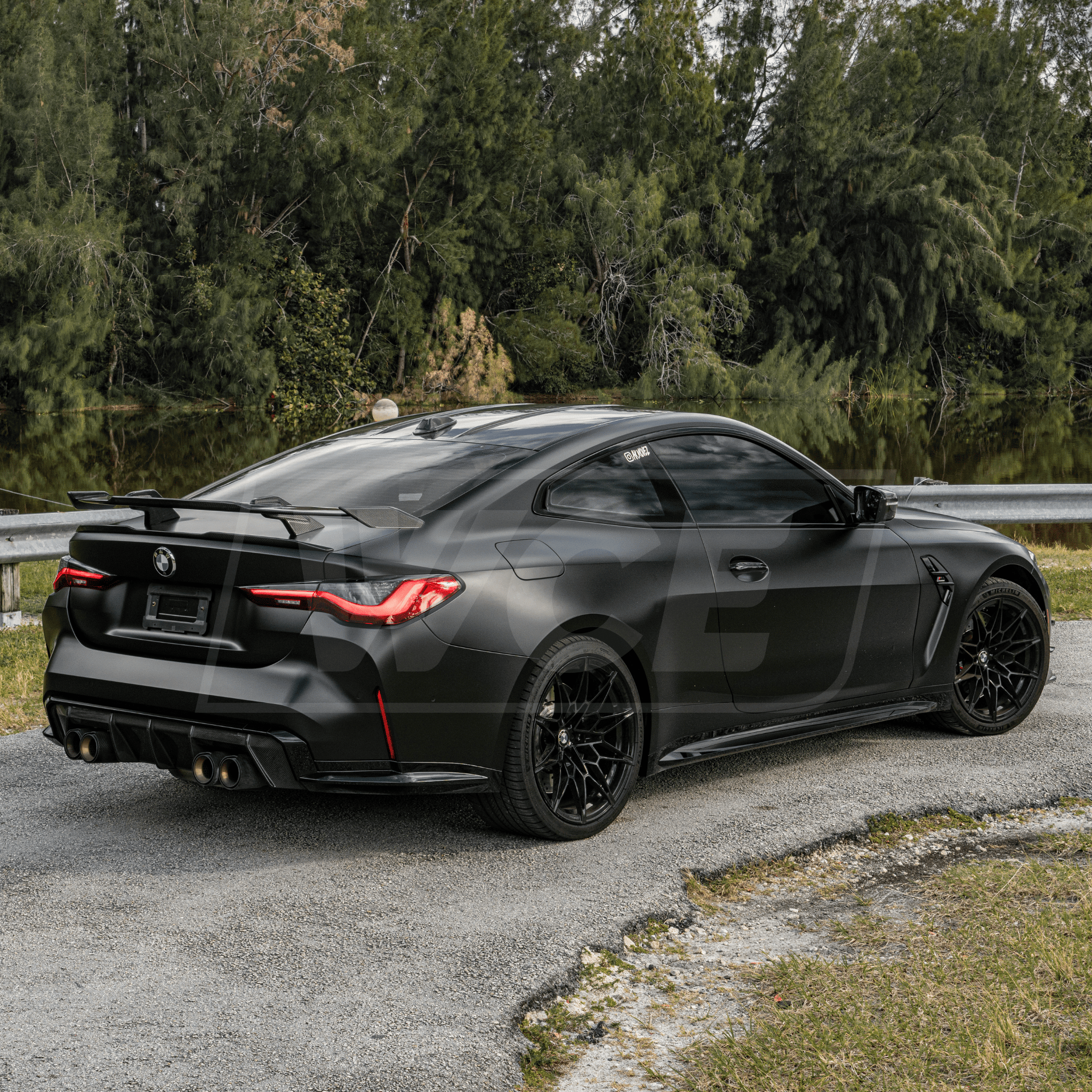 BMW G Chassis Carbon Fiber Antenna Cover (2023+) – West Coast Euros